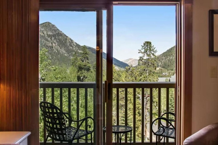1 Bedroom Colorado Mountain Vacation Rental In River Run Village With Convenient Access To Ski Slopes - Keystone, CO