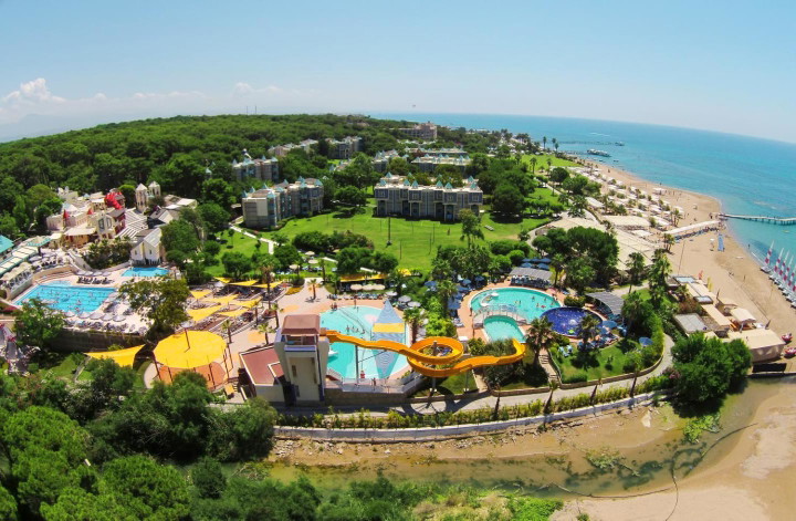 Robinson Pamfilya - All Inclusive - Side