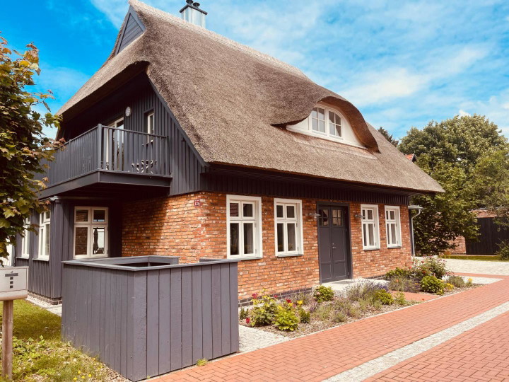 Fw Bonica Reetdachhaus 4 Personen Balkon 2 Sz - Darß