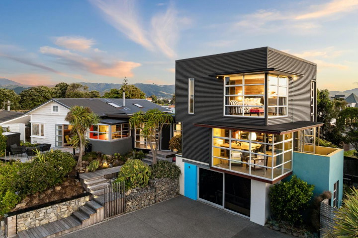 Top Floor Bed And Breakfast - Paraparaumu