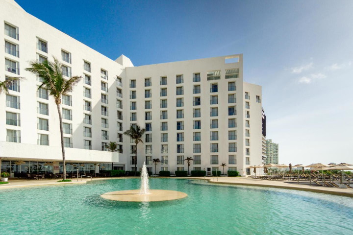 Sunset Royal Beach Resort - All Inclusive - Cancún