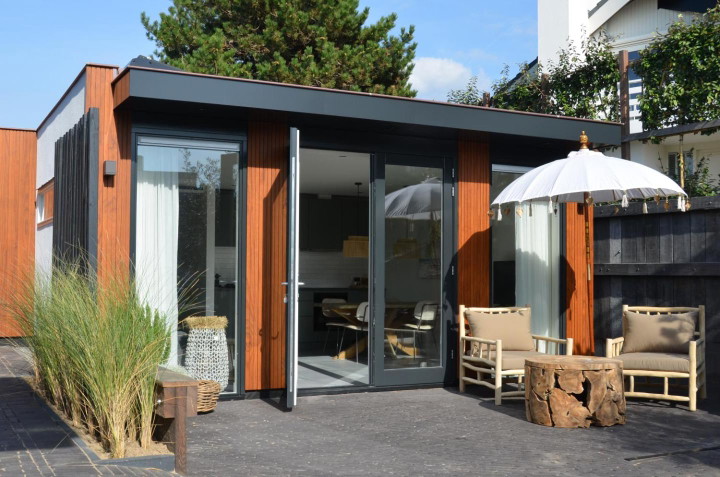 Olive Beach, Luxury Beachhouse 150 M From The Beach - Leyde