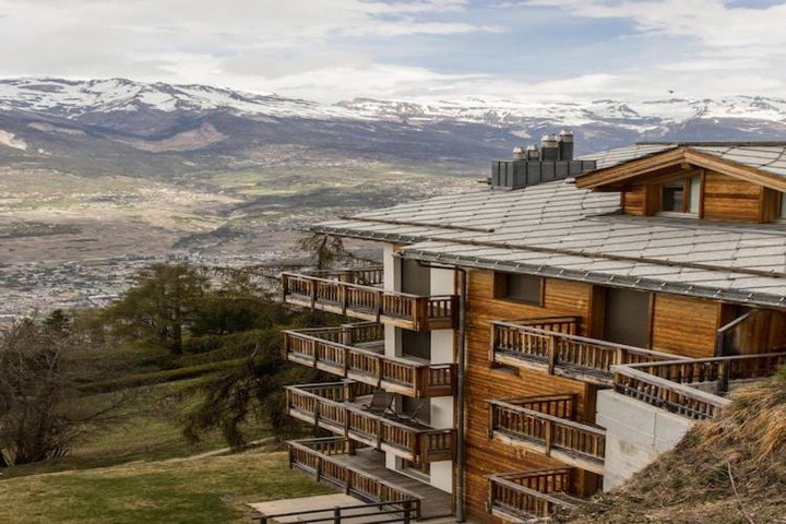 Lavish Apartment With Wellness - Nendaz