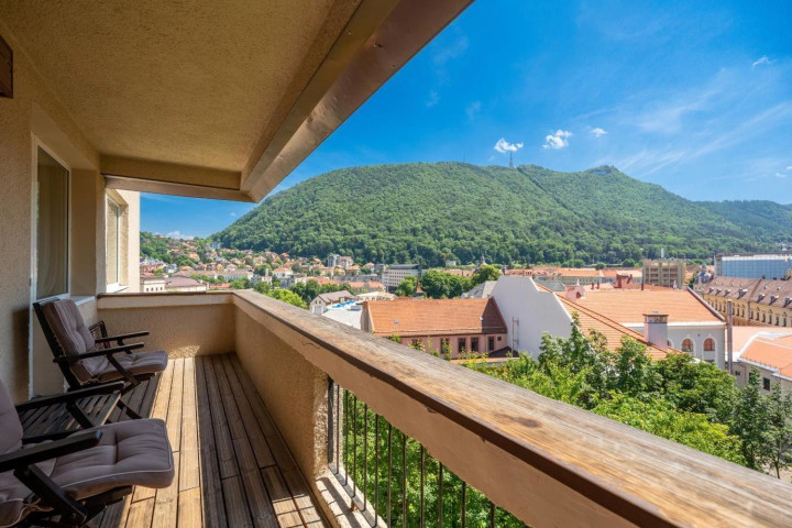 Casa Cranta - Brașov