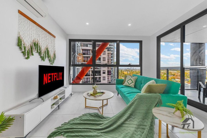 Parramatta 2 Bedroom Elegant Home - Castle Hill