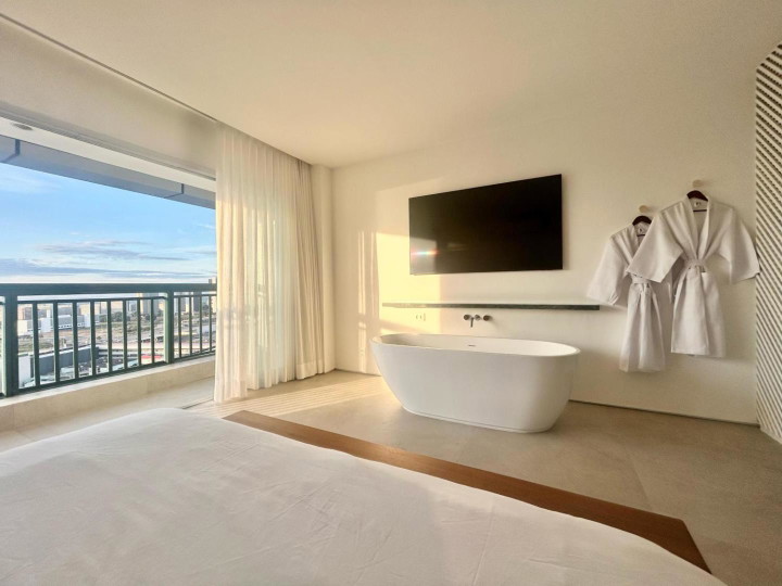 Conforto E Vista Panorâmica Com Banheira Hotel Vision Tv Wifi Ar Cond E Cozinha - Brésil