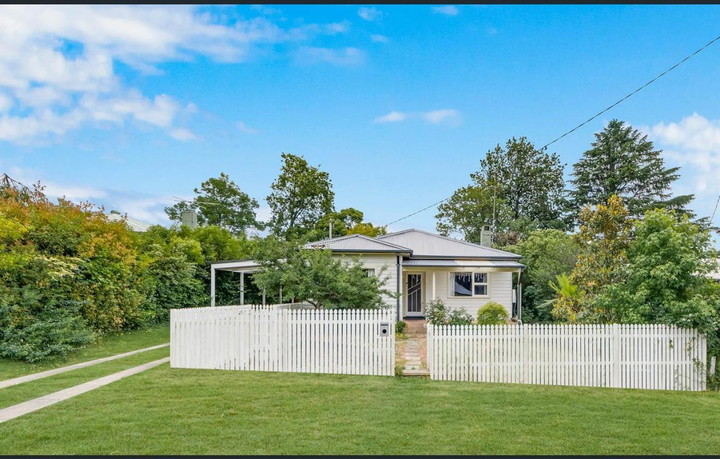 Spacious 4br Cottage With Fireplace Fully Fenced Pet Friendly - Blue Mountains