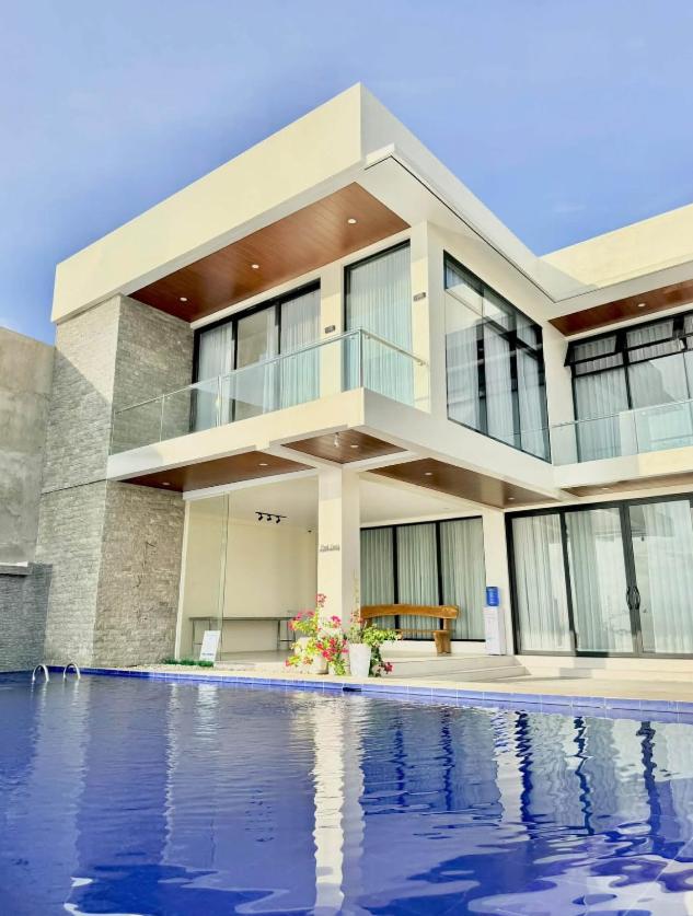 Villa Bay Point By Zaia - Cebu