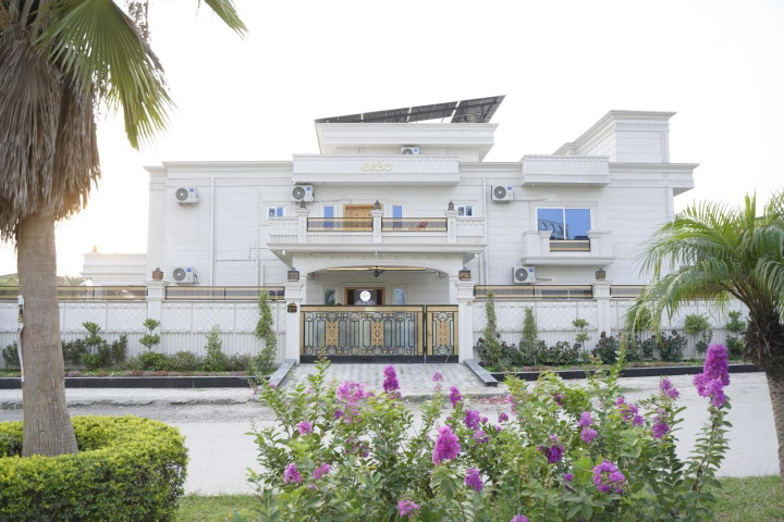 Mir Prime Hotels & Guest House - 
