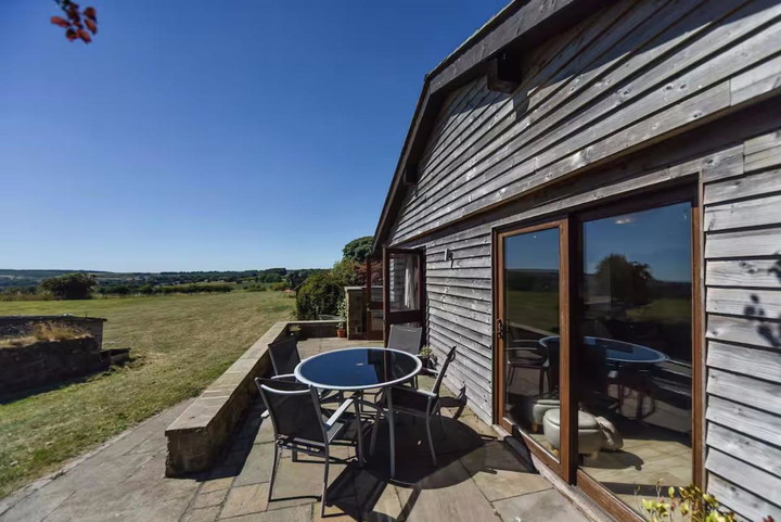 Amber Cabin - Chesterfield
