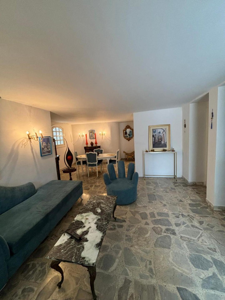 La Chambre Dorée Avec Jardin Privé - La Marsa