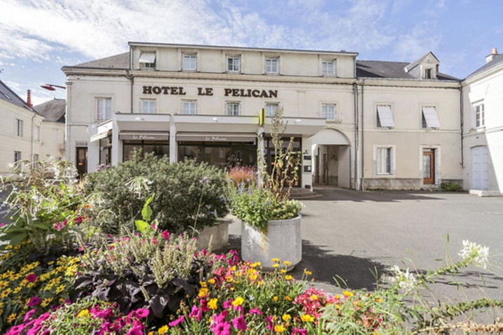 Logis Hôtel Le Pélican & Son Restaurant - Saumur