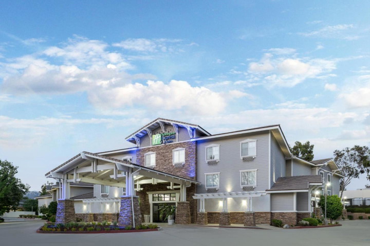 Holiday Inn Express & Suites San Dimas By Ihg - Azusa, CA
