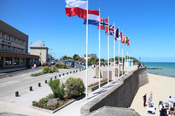 Saint Aubin Logis Hôtel & Restaurant - Bernières-sur-Mer