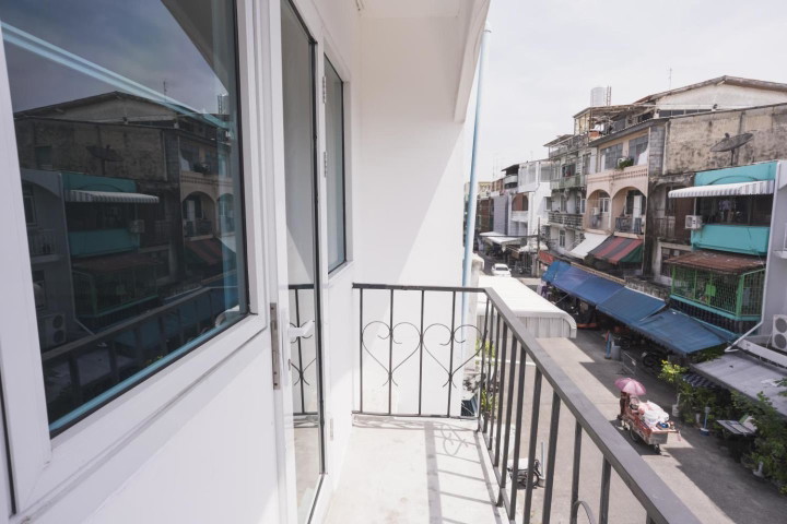 Nitichai Place, Private Sukhumvit Townhome 8pax - Bangkok