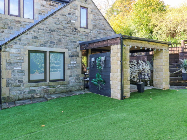 Moor Cottage - Oldham