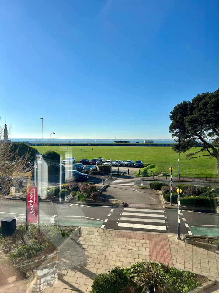 The Queens Hotel - Gosport