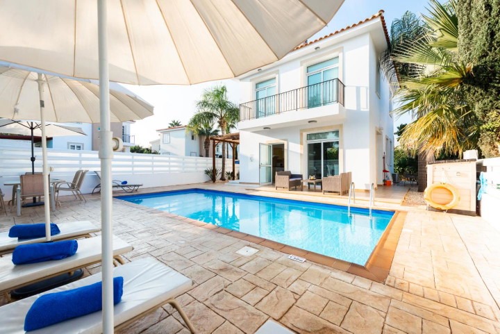 Villa Palm Breeze By Ezoria Villas - Ajia Napa