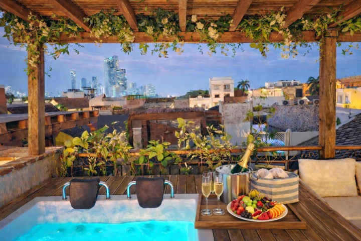 Casa Coco 1680 Colonial & Art House In Old City - Pool - Jasussi - View - Cartagena, Colombia