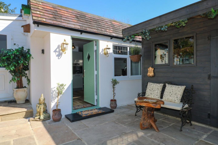 Shell Cottage - Bournemouth