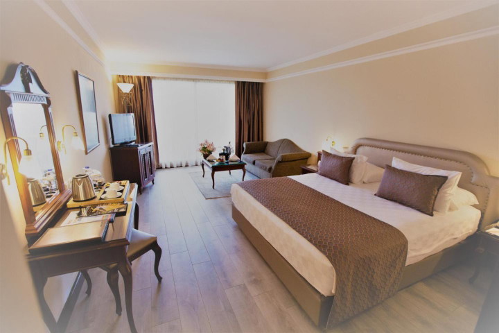 Karaca Hotel - Buca