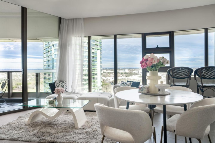 Skyline Serenity At Olympic Park - Ryde