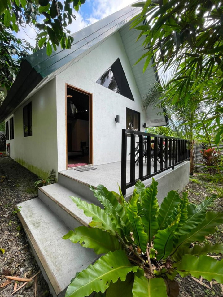 Chalk Cottage - Bacolod