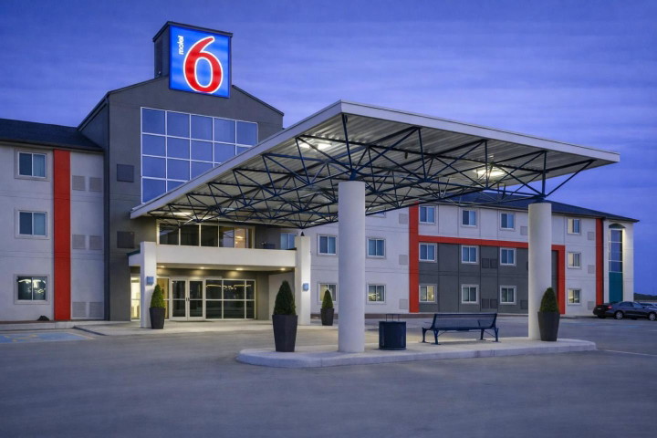 Motel 6-saskatoon, Sk - Saskatchewan