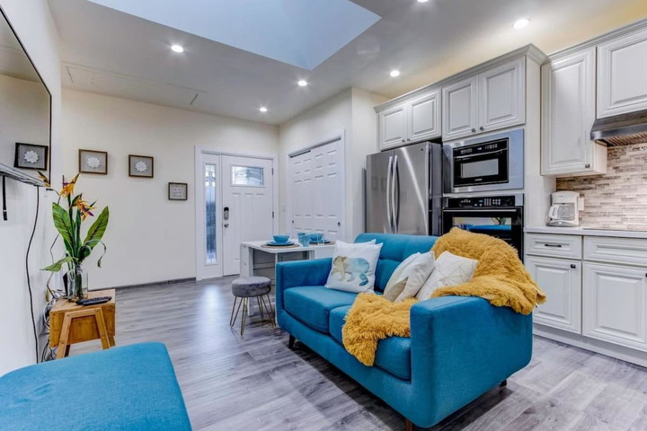Marbella Lane - Bright And Cozy Home Near Sfo - Millbrae, CA