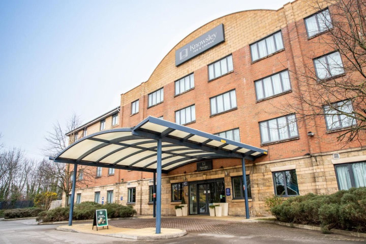 Knowsley Inn & Lounge - Ormskirk