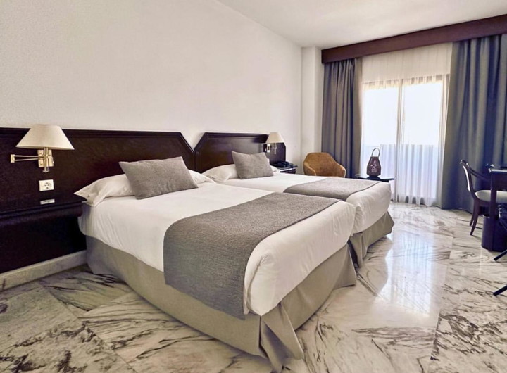 Hotel Turia Valencia - Aldaia