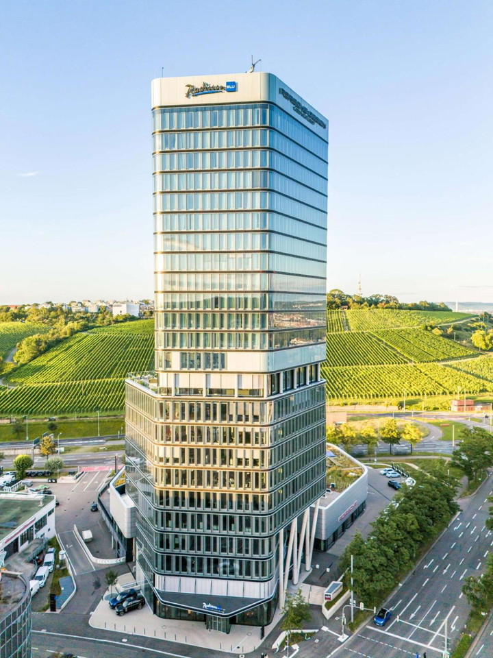 Radisson Blu Hotel At Porsche Design Tower Stuttgart - Ludwigsburg