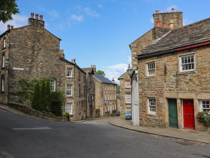 5 Castle Hill - Carnforth
