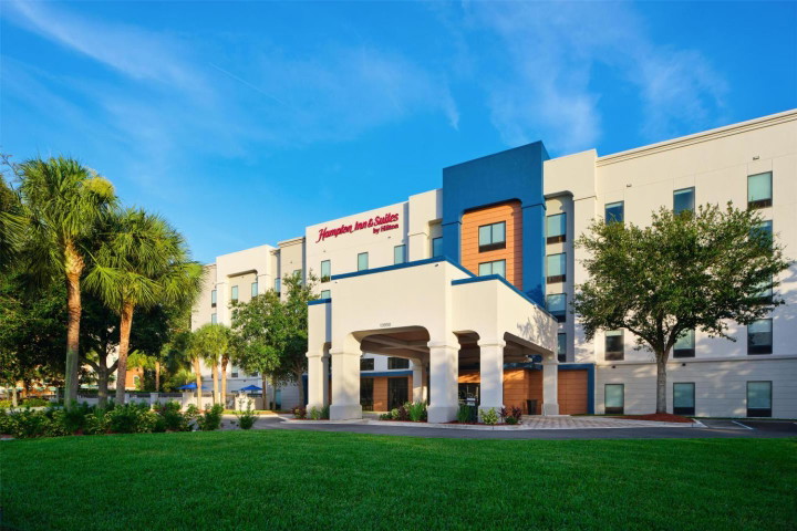 Hampton Inn & Suites Jacksonville South - Bartram Park - Jacksonville, FL