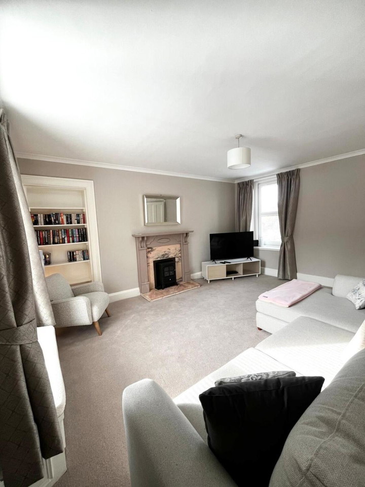 Two Bedroom Apartment In Bridge Of Allan - Dunblane