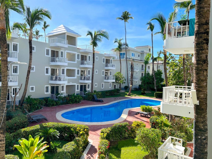 Serenara Studios And Suites Playa Los Corales - Punta Cana
