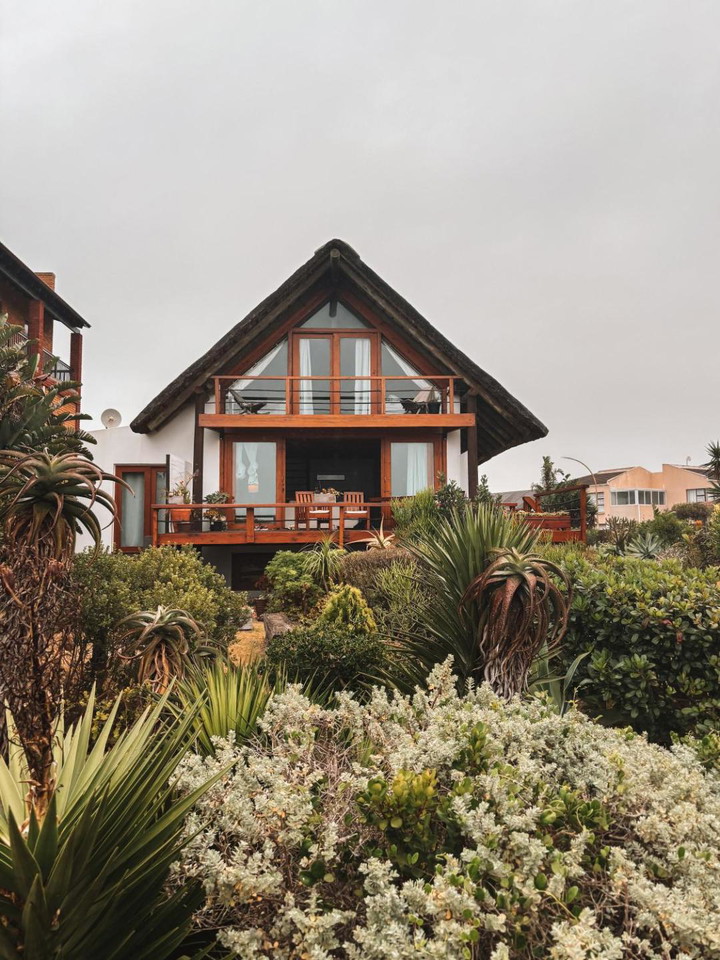 Dreamland Beach House & Studios At Supertubes - Jeffreys Bay