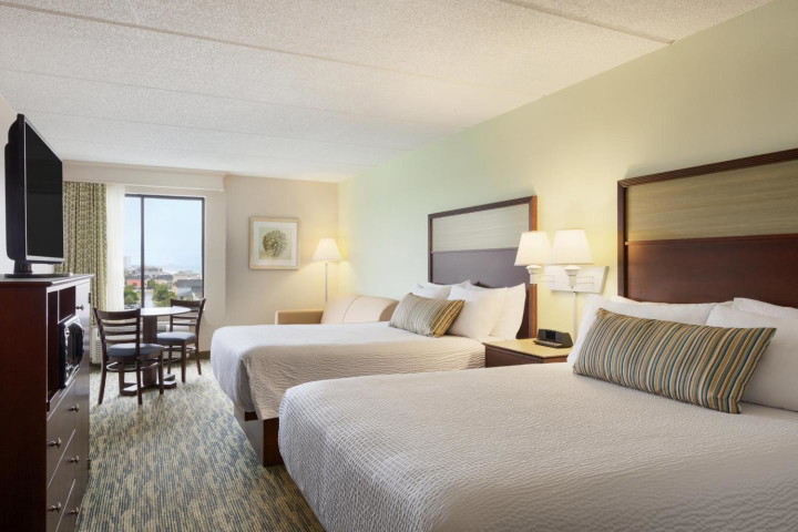 Surfside Beach Oceanfront Hotel - Murrells Inlet, SC