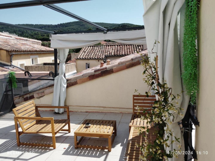 Un Nid Sur Les Toits Avec Terrasse - France