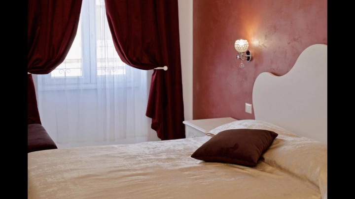 Museum Guest House - Civitavecchia