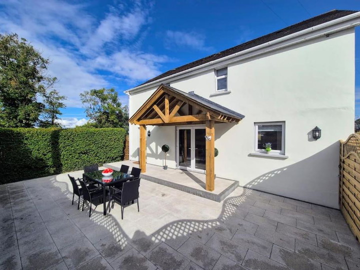 The Discovery Lodge - Limavady