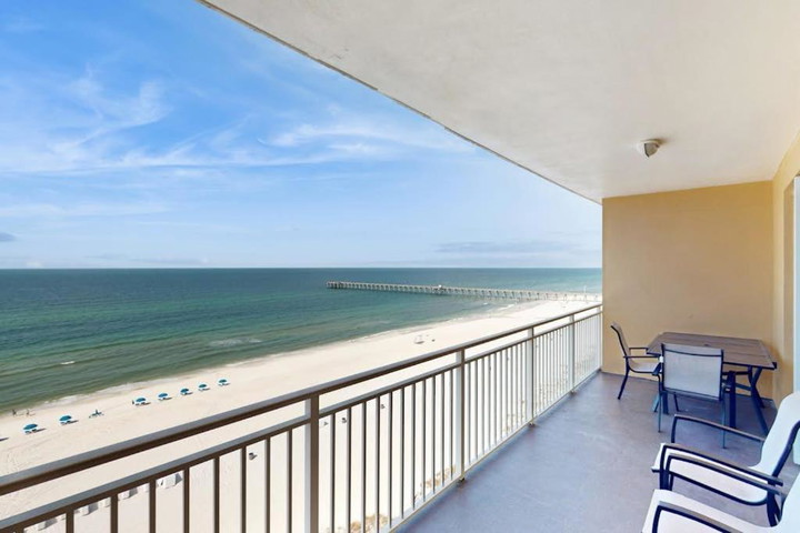 Tropical-themed Condo With Bi-level Pool Fitness Center & Beach Access - Panama City Beach, FL