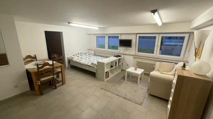Valley Road House 1 Bedroom Apt - Hilden