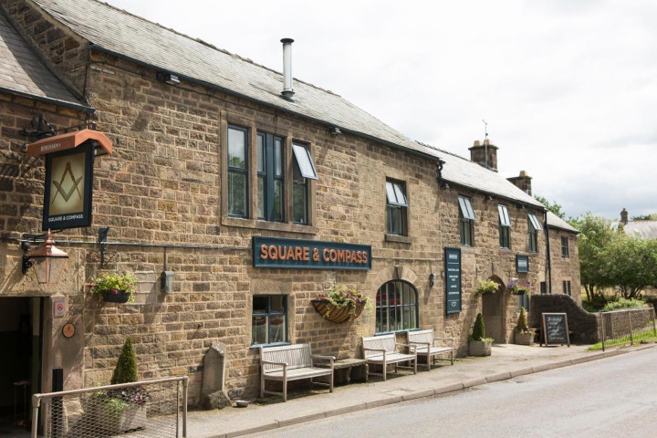 Square & Compass - Matlock