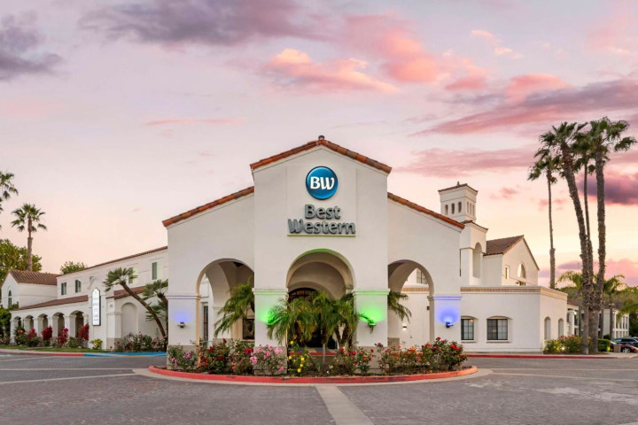Best Western Posada Royale Hotel & Suites - Simi Valley, CA