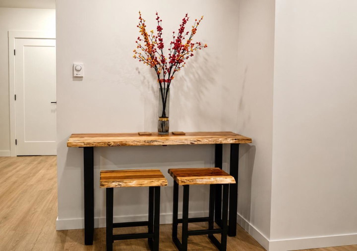 The Willow Suite Private Kitchen & Laundry Close To Everything - Langley