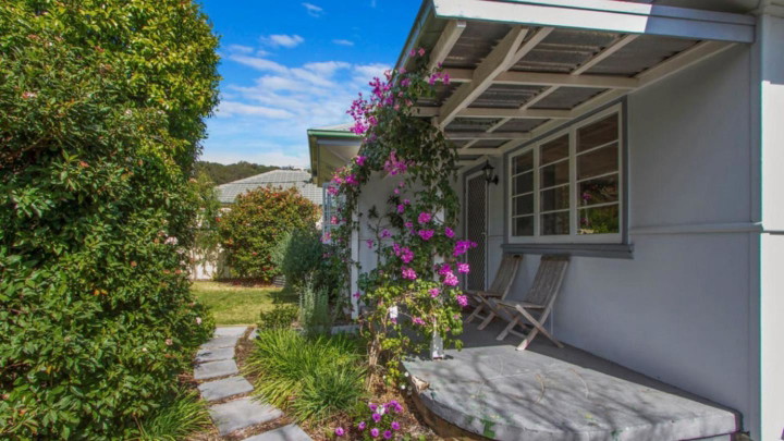 Lazy Days Seaside Cottage - Umina Beach - Central Coast