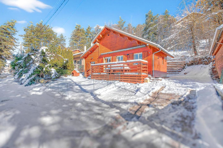 Chalet Entier Avec Spa 6 Personnes - Seyne