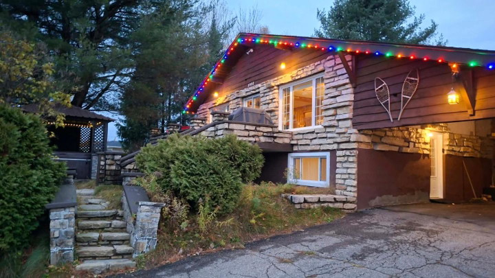Charmant Chalet Huot à Sainte-lucie Des-laurentides - Sainte-Agathe-des-Monts