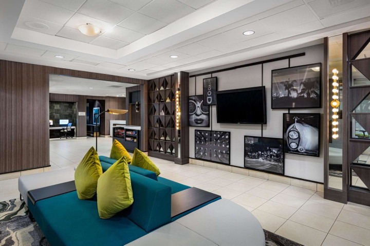 Hilton Garden Inn Los Angeles / Hollywood - Burbank, CA